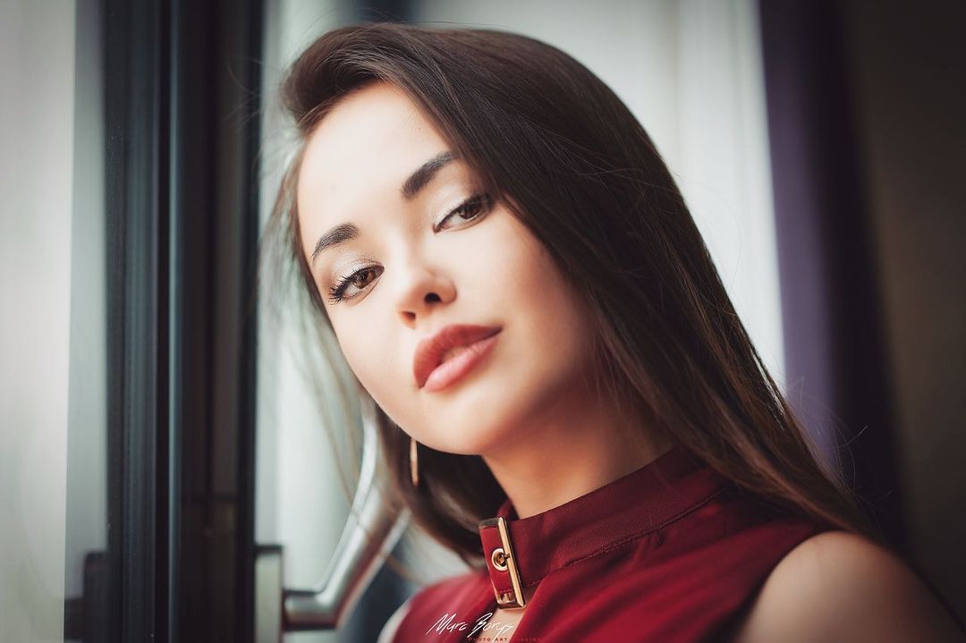 Li Moon Biography 2021 - Li Moon Wikipedia 2021