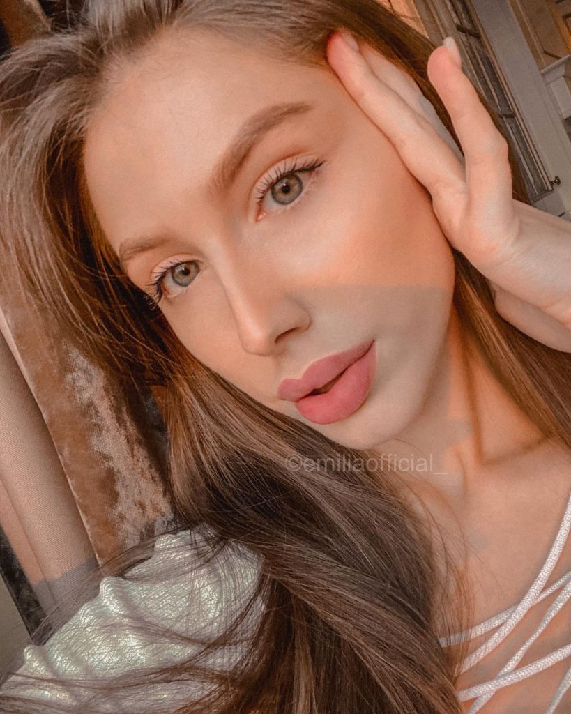 Emilia Bunny Biography